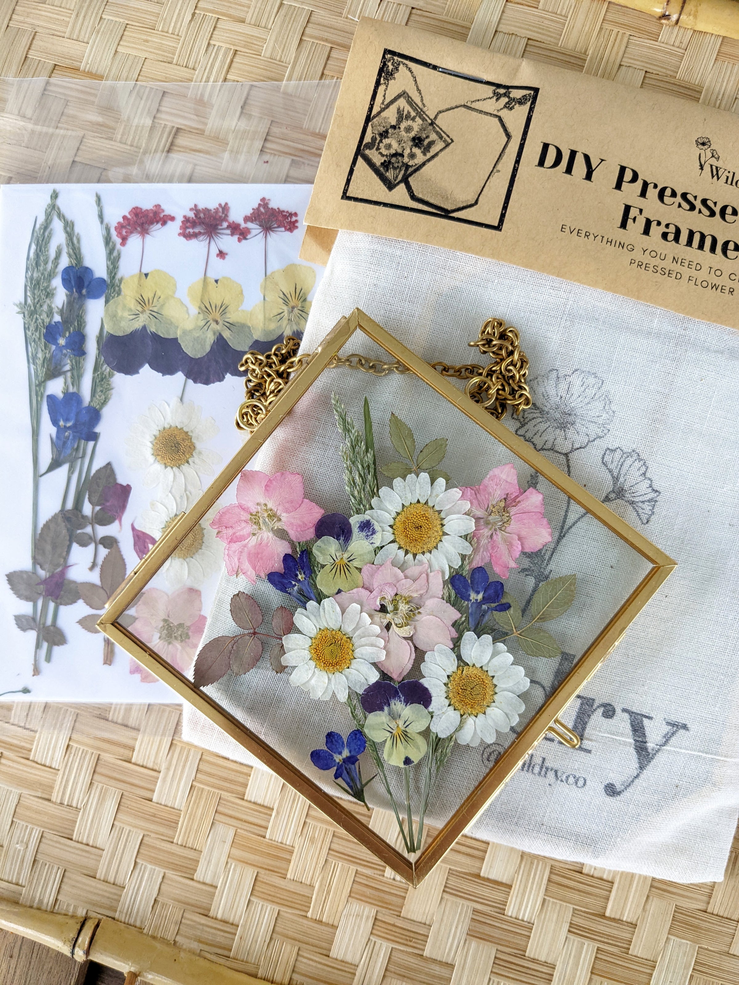 square pressed flower frame